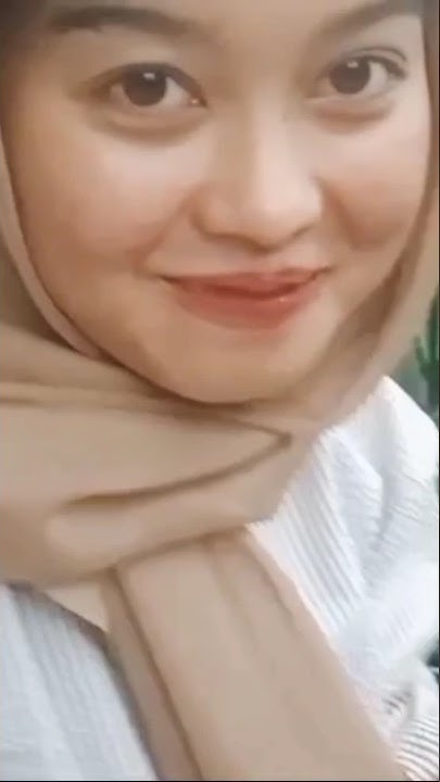 terpesona melihat senyuman neng Siti #shorts - YouTube