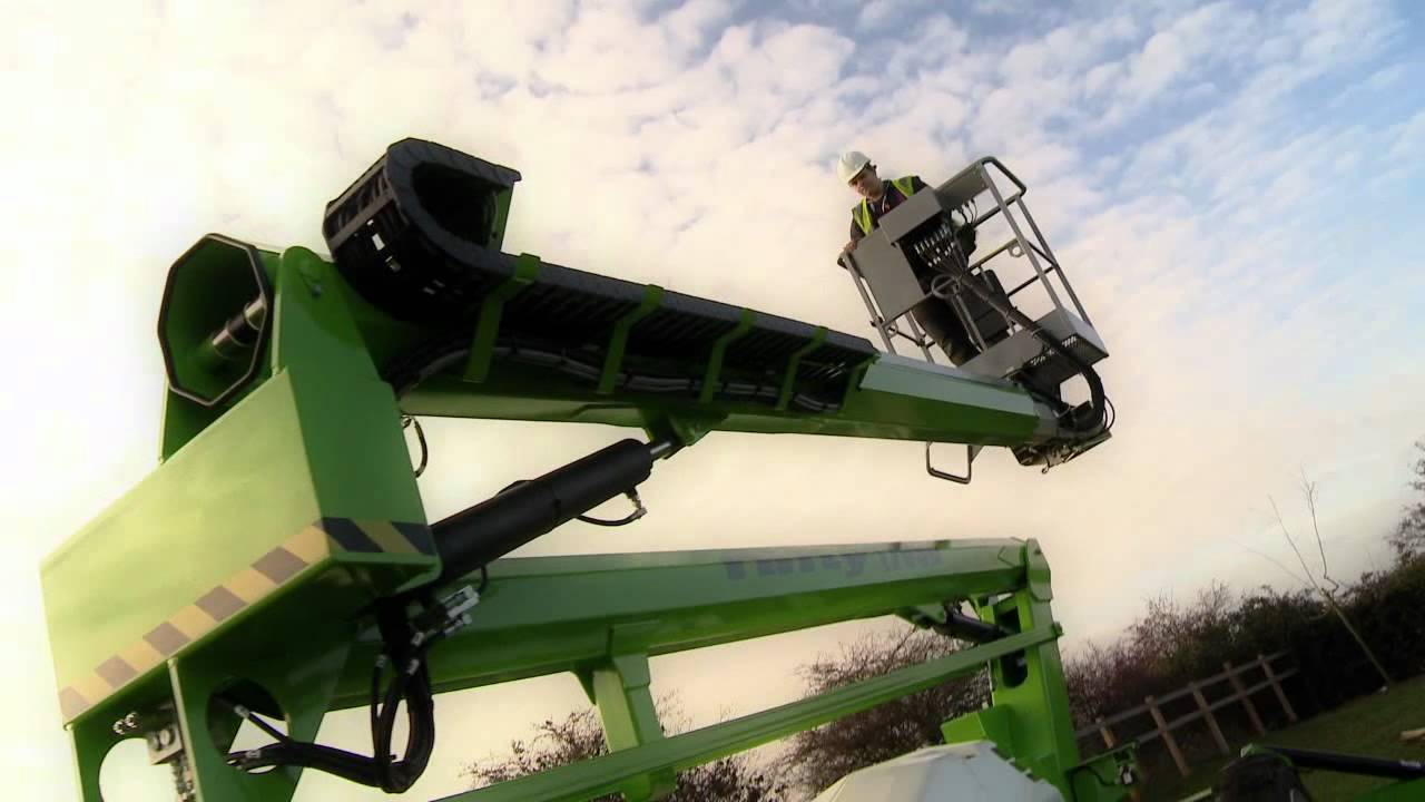 Niftylift SD170 self drive lift - YouTube