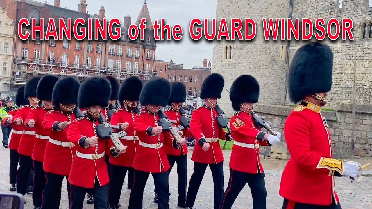 WINDSOR CASTLE GUARD 1st Battalion Welsh Guards with Pipes No. 12 Coy ...