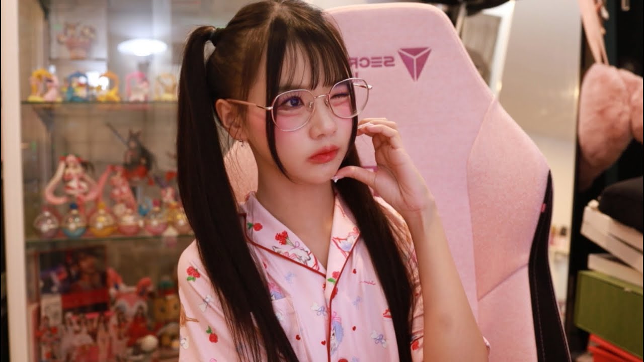 [🔴LIVE] wo yao bao bao hao ma ? - YouTube
