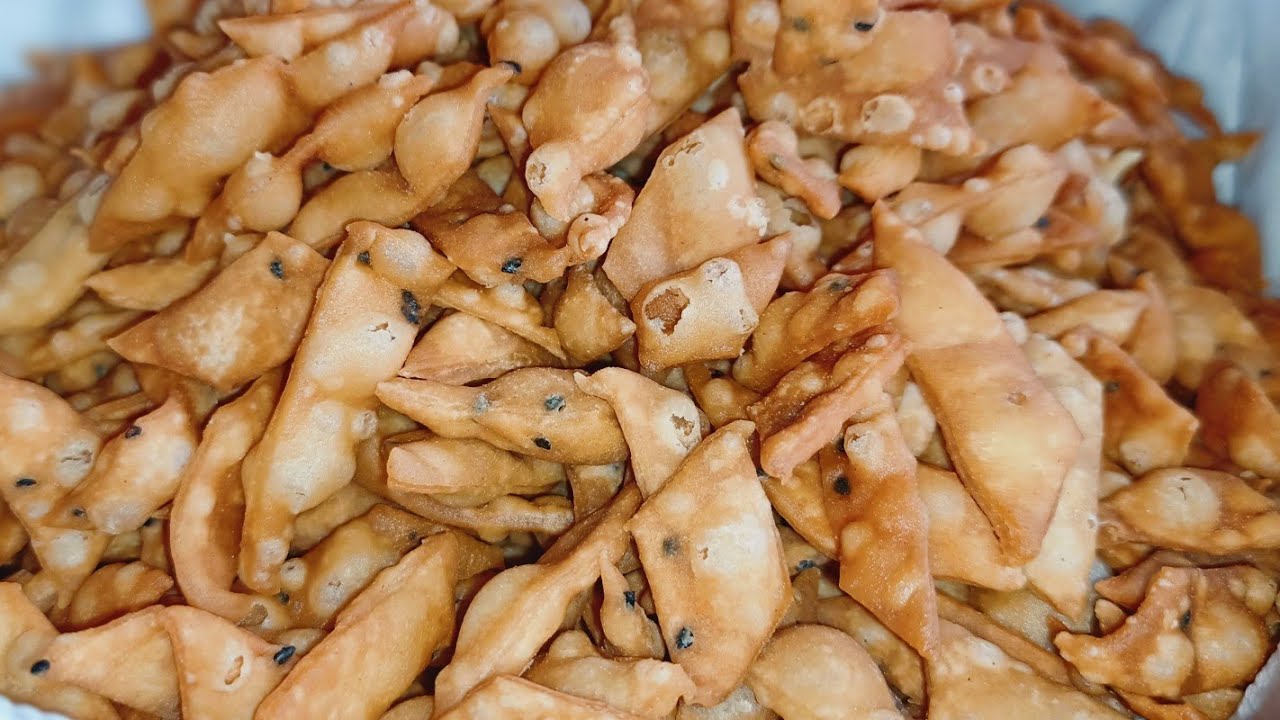 Bengali Style Easy & Simple Nimki Recipe - Rusha's Kitchen - YouTube