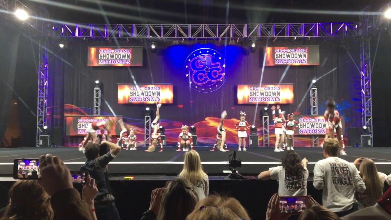 Cheer Legendz Bobcatz Day 1 GlCC Showdown Chicago - YouTube
