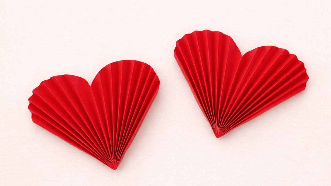Fold a paper heart in 5 minutes for your loved ones, anyone can follow ...