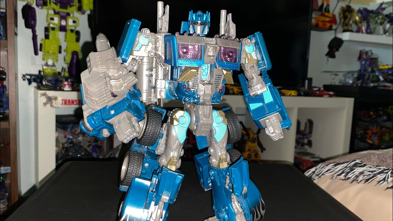 Transformers 2007 Allspark Power Nightwatch Optimus Prime Review - YouTube