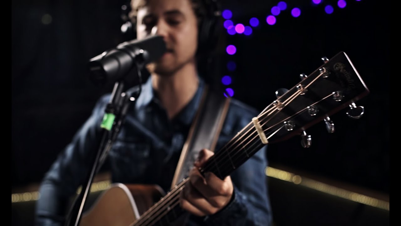 Lunatic Wolf - Roses (Live @ High Seas Studios) - YouTube