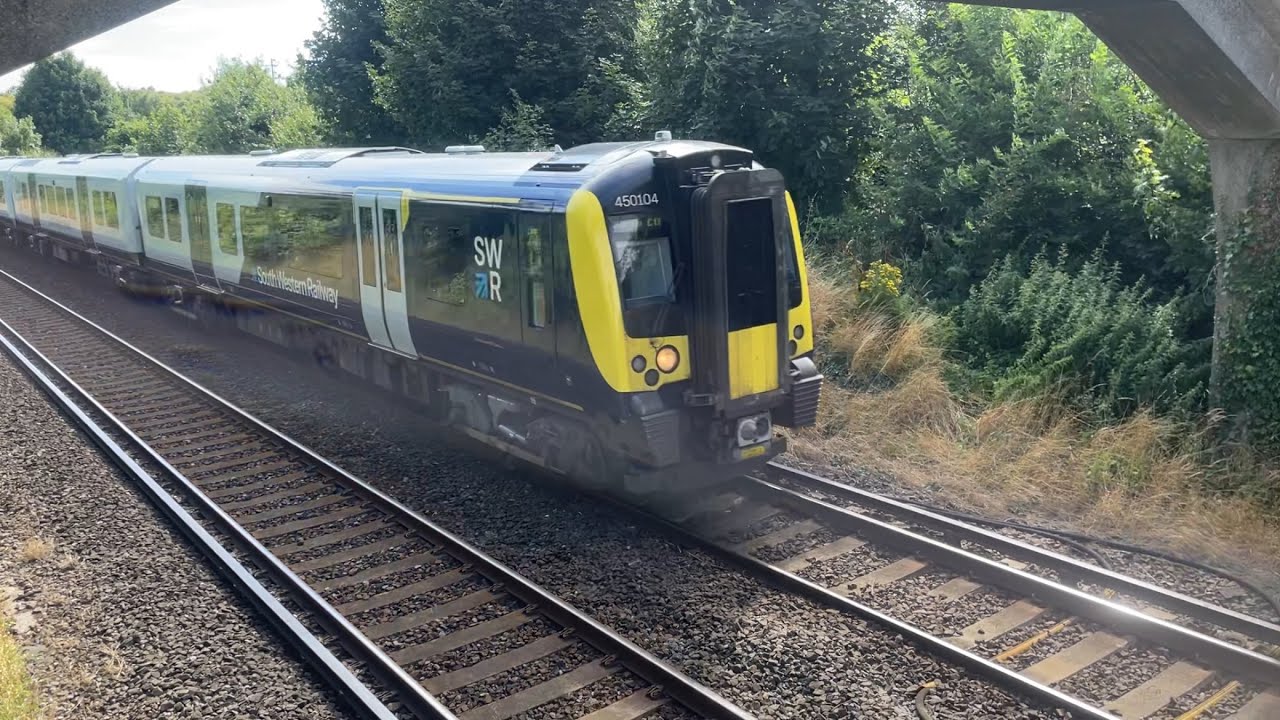 Class 450 Desiro | 450104 + 450036 + 450067 | South Western Railway ...