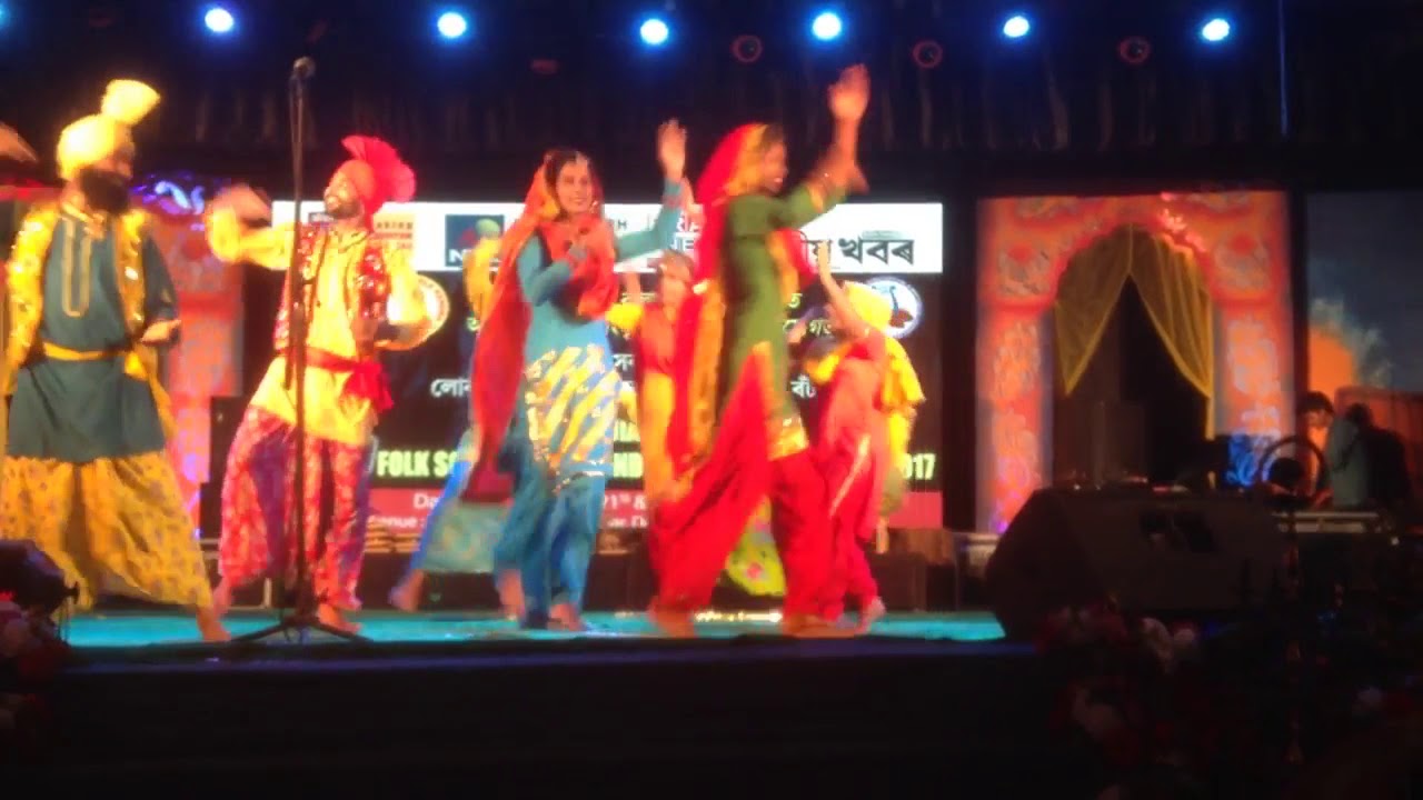 Jindua Dance- Punjabi Folk Dance - YouTube