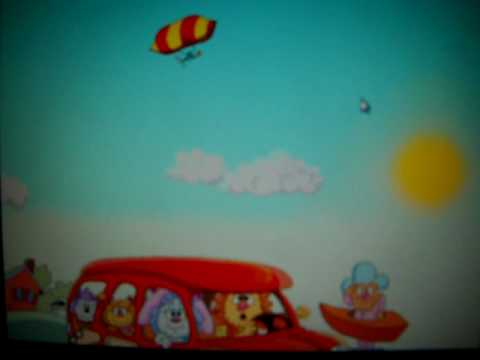 A Day At The Beach With The Fuzzooly Family - The Fuzzooly Family - YouTube