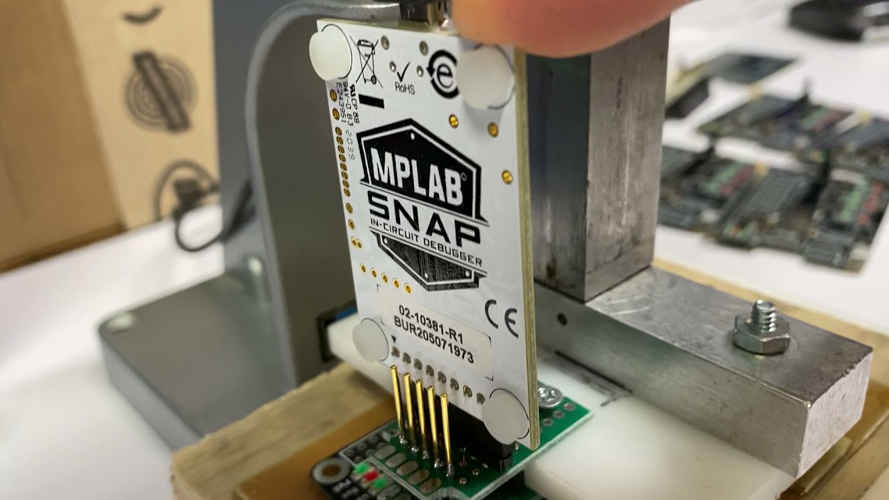 Programming a gogo board for the first time. - YouTube