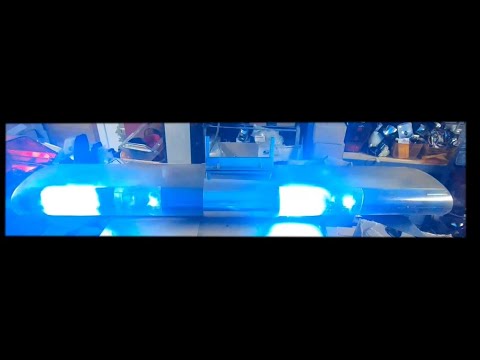 Chicago Police Department Federal Signal JetStream lightbar - YouTube