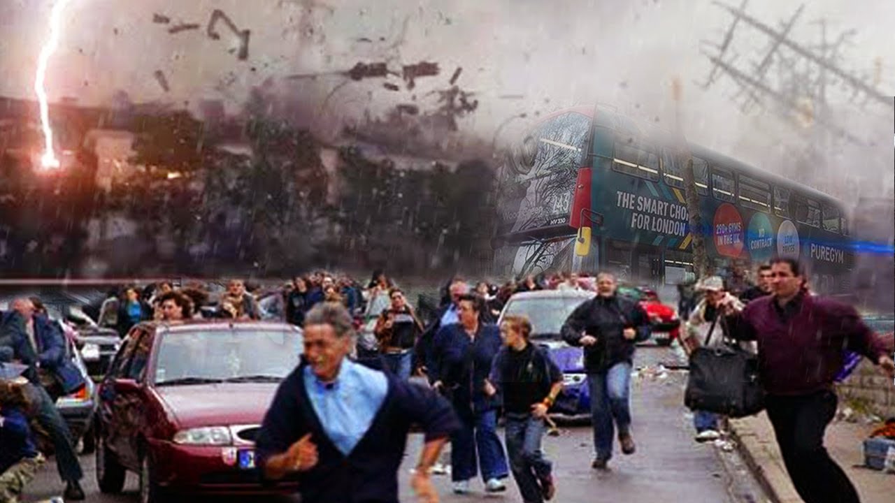 The wind blows people in London! Crazy thunderstorm hit the capital of ...