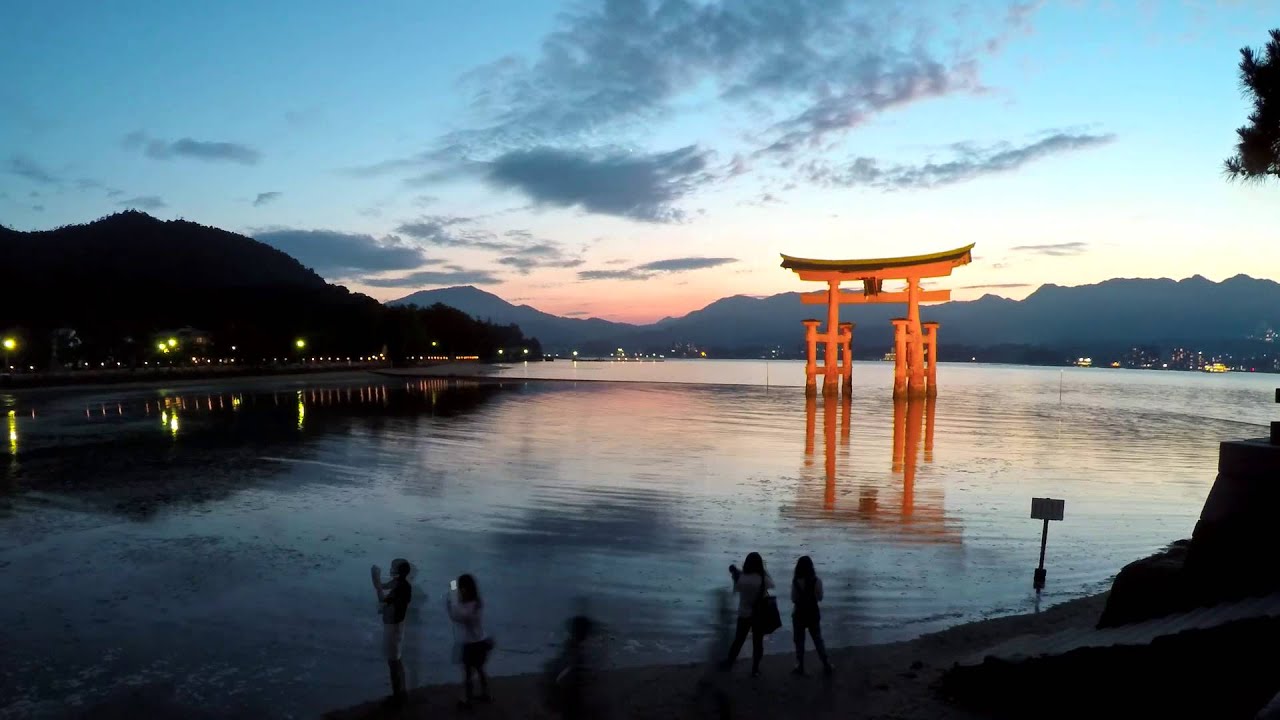 Two Icons: Fuji and Miyajima timelapse (music Harami Lake - Masami Ueda ...