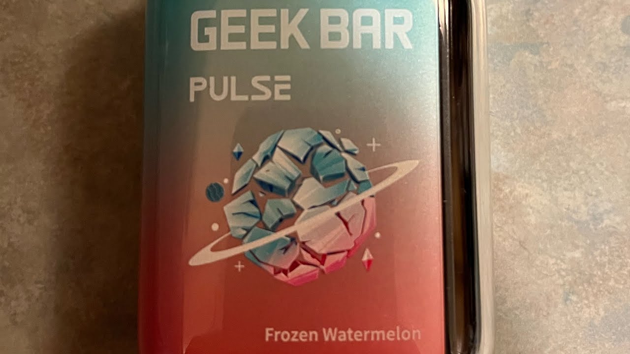 Geek Bar Frozen Watermelon Vape Review - YouTube
