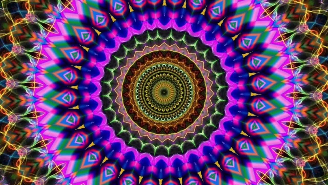 Mesmerizing Trance Fractal Mandala: A Hypnotic Visual Journey - YouTube