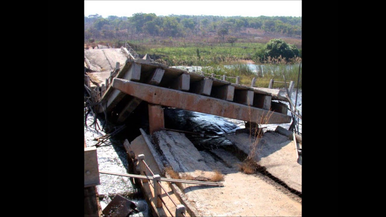 blow up bridge linking nigeria and cameroon - YouTube