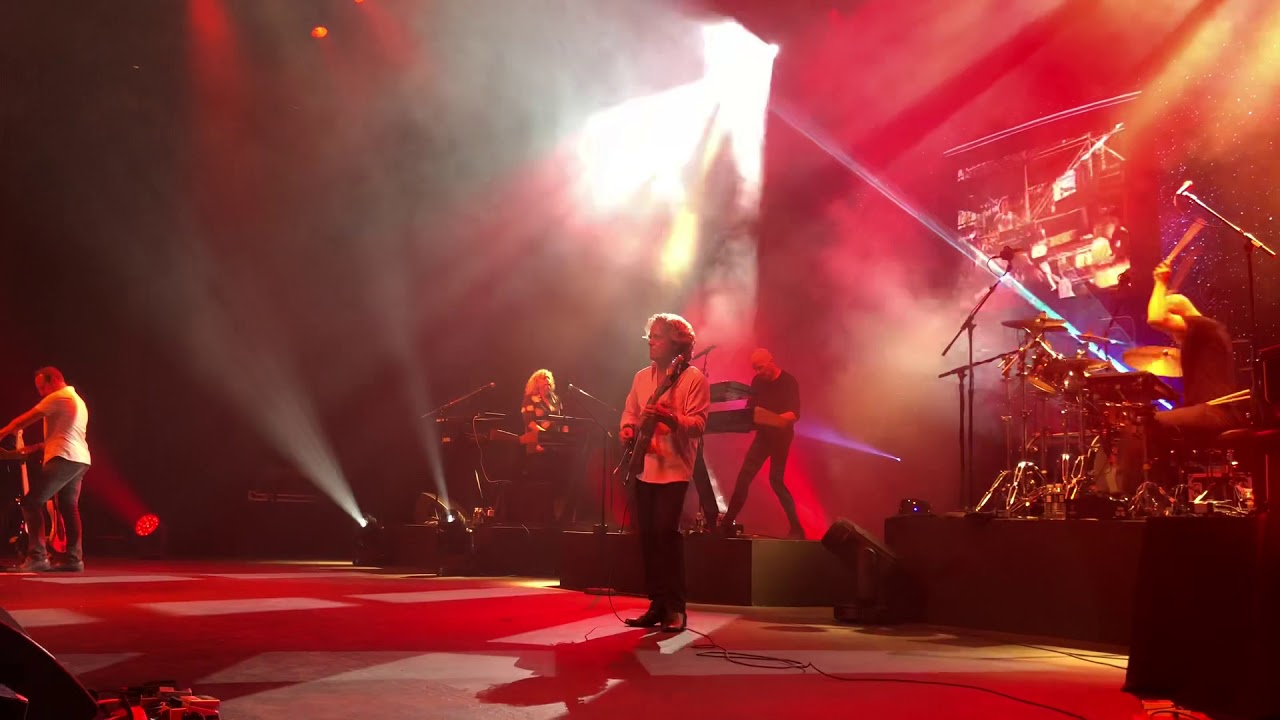 Wind Him Up - Saga “Final Chapter Tour” 10/12/18 San Juan, PR - YouTube