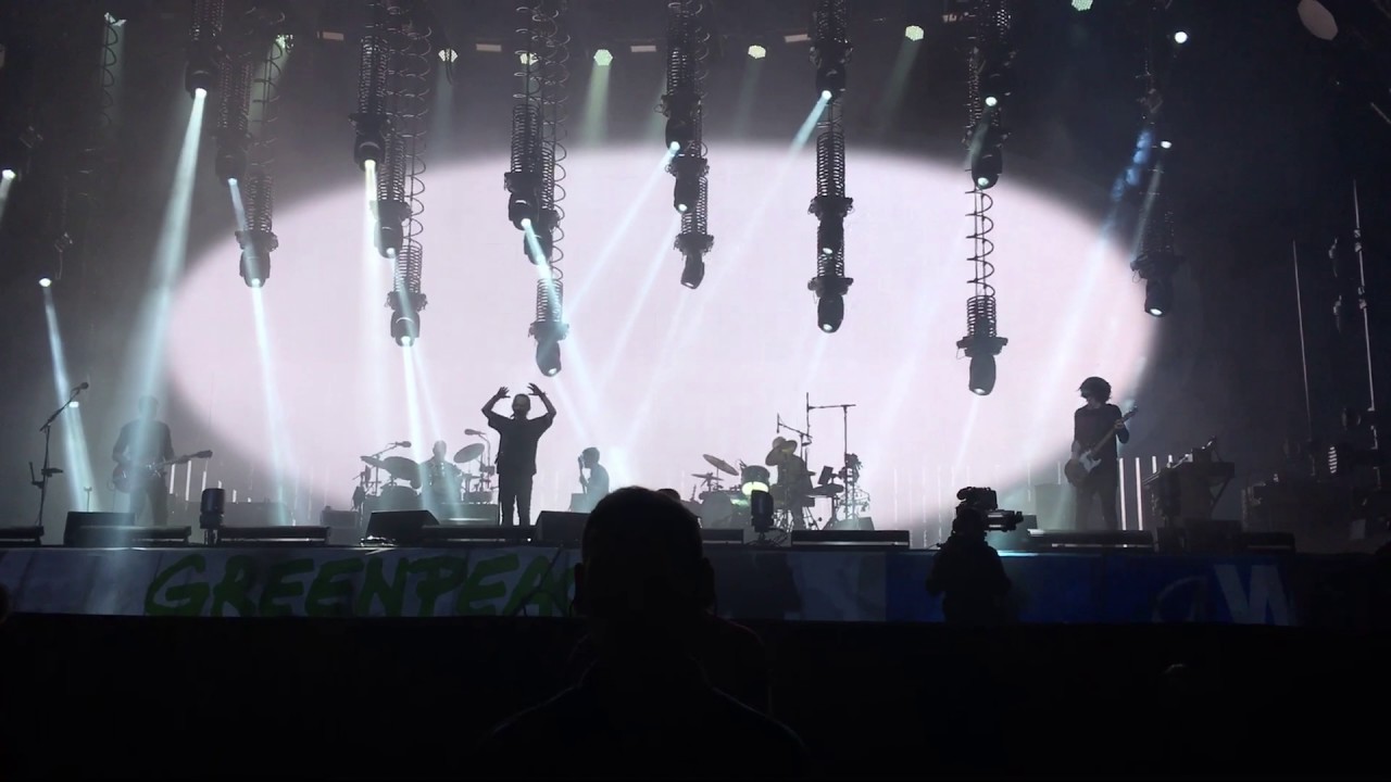 Glastonbury Radiohead- Creep 2017 - YouTube