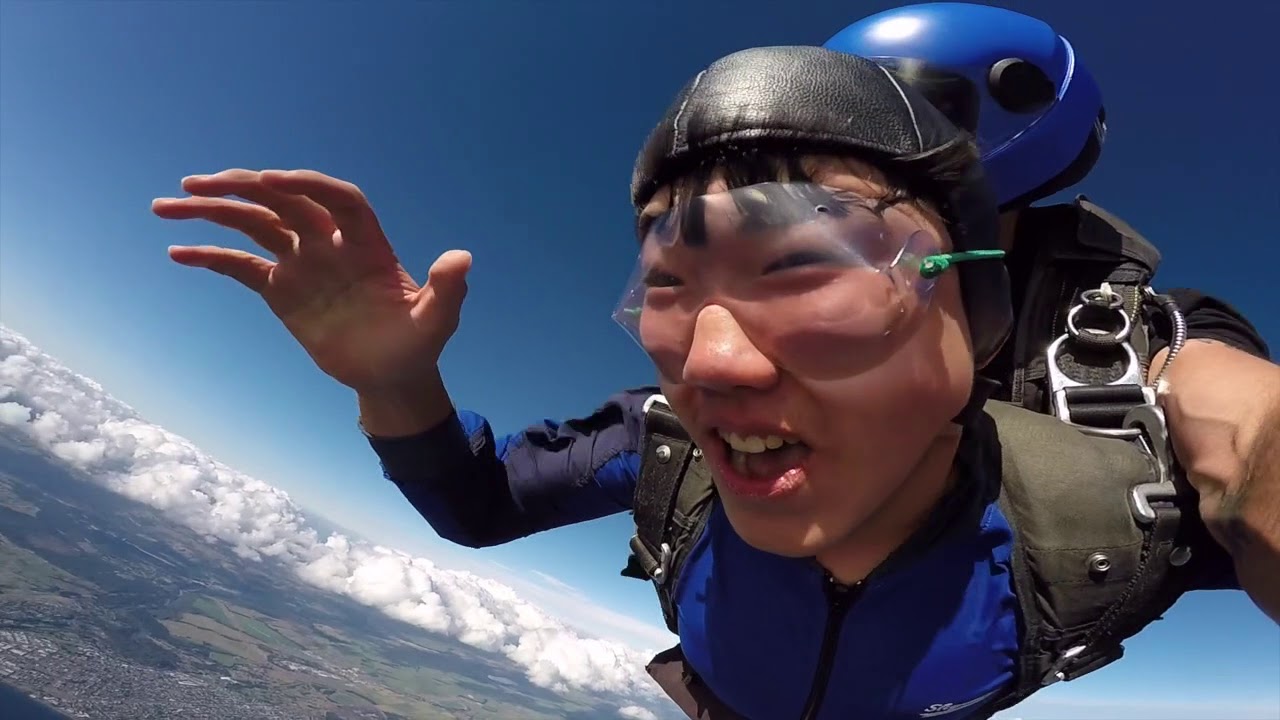 GeonHo (건호) in New Zealand CY18 - YouTube