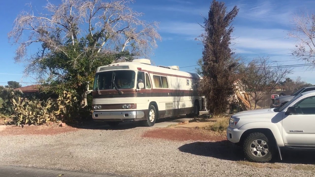 Gm 4106 bus back on the road - YouTube