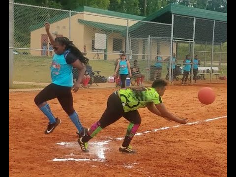 Adult Women's Kickball: Klassy Kickers Vs Brickhouze Kickers - YouTube