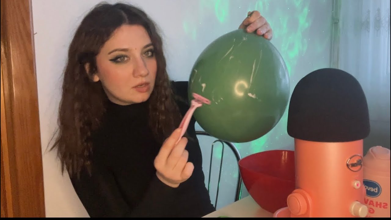 ASMR | Shaving Balloons with a Razor 🪒 | Blowing Balloons and Squeaky ...