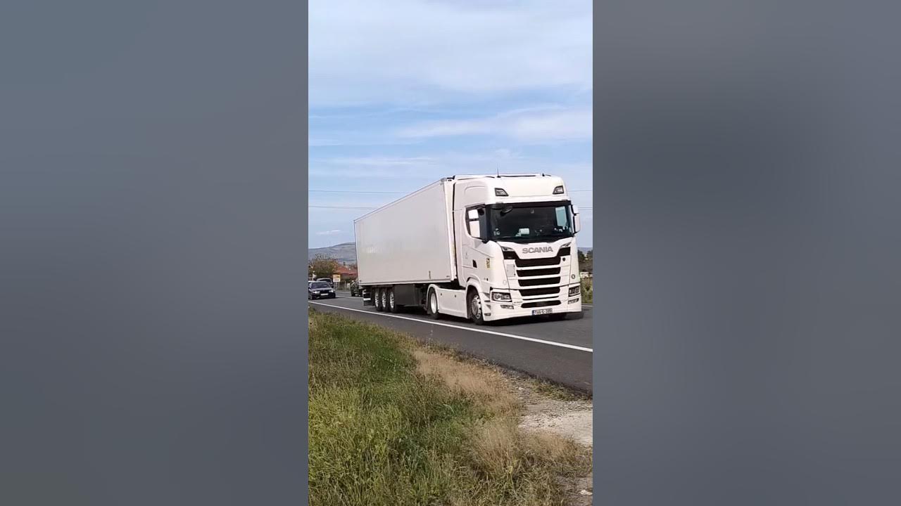 Truckspotting RO (sequence from a video) #scania - YouTube