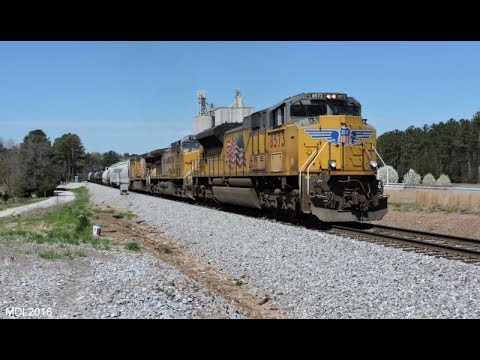 HD: UP 8573 leads NS Train 172 in Waco, GA - YouTube