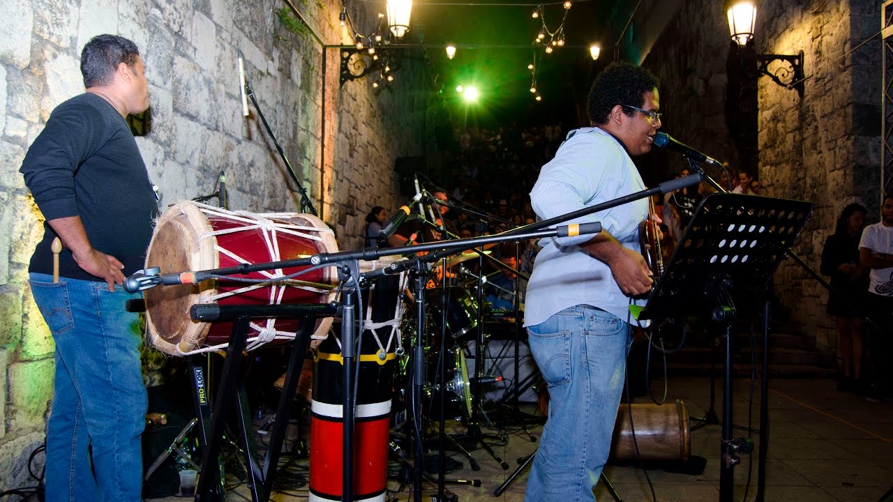 El talentoso músico Jochy & 4 Jazz - YouTube