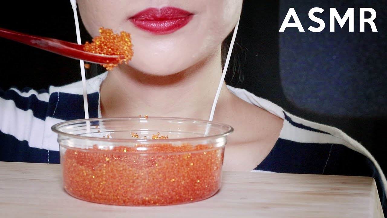 Flying Fish Roe Crunchy Eating Sounds ASMR 날치알 리얼사운드 - YouTube