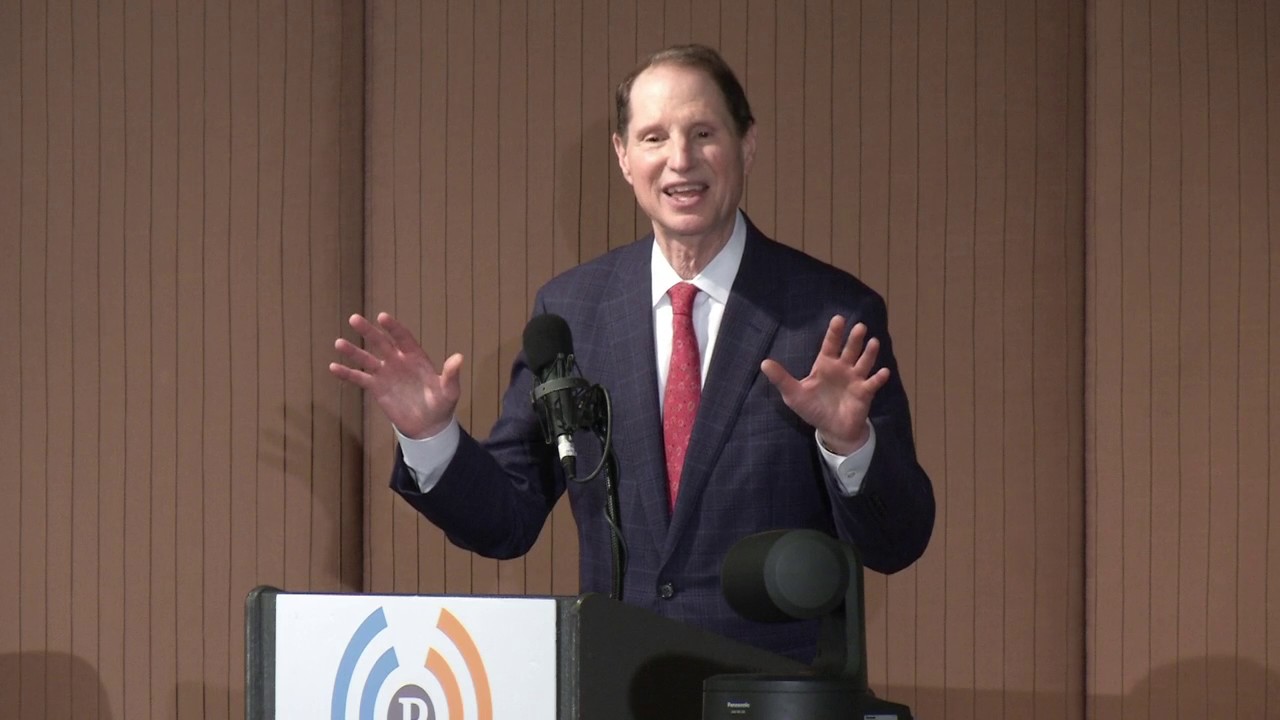 Friday Forum: Sen. Ron Wyden Discusses Net Neutrality and More - YouTube