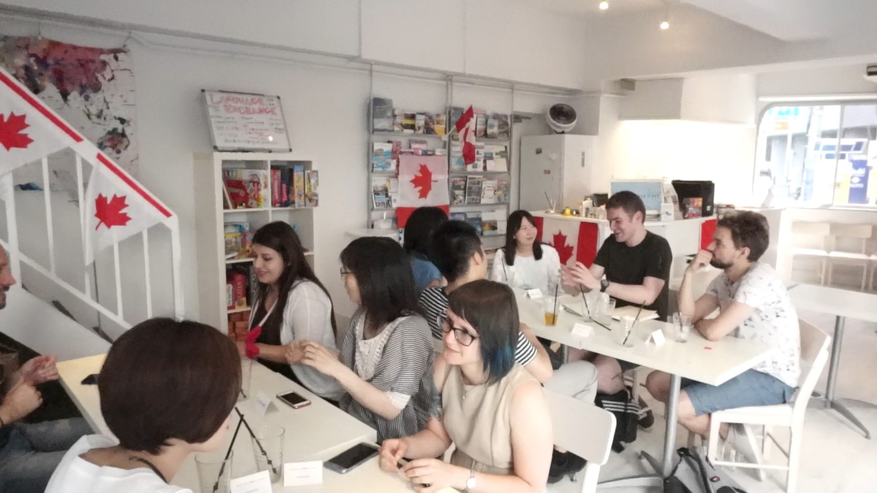 Language Exchange at "ENGLISH ONLY CAFE" in Tokyo = 英語カフェ 神保町 東京 2017. ...