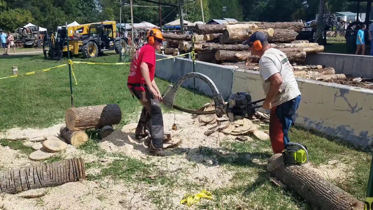 Two Man Chainsaw POULAN 52 saw - YouTube