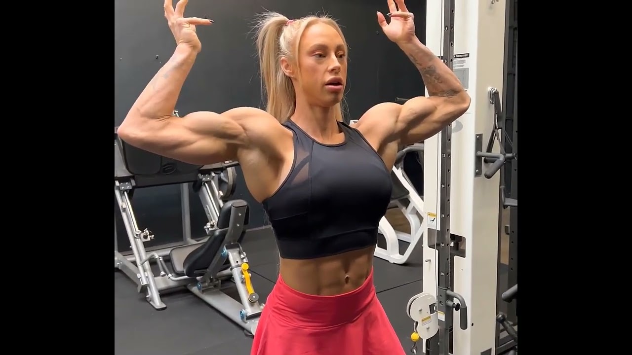 Biggest female bodybuilding Missy Truscott - YouTube