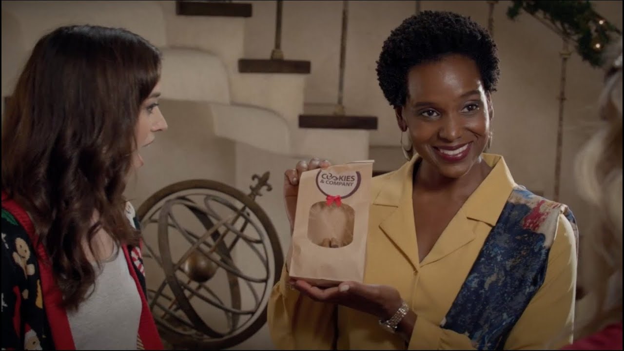 Tryphena Wade as Jackie Evanson in ION TV's "The Case of the Christmas ...