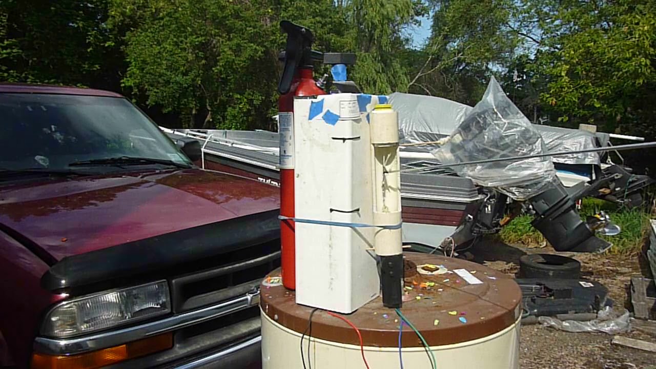 Party Popper remote actuator using door car lock mechanism - YouTube