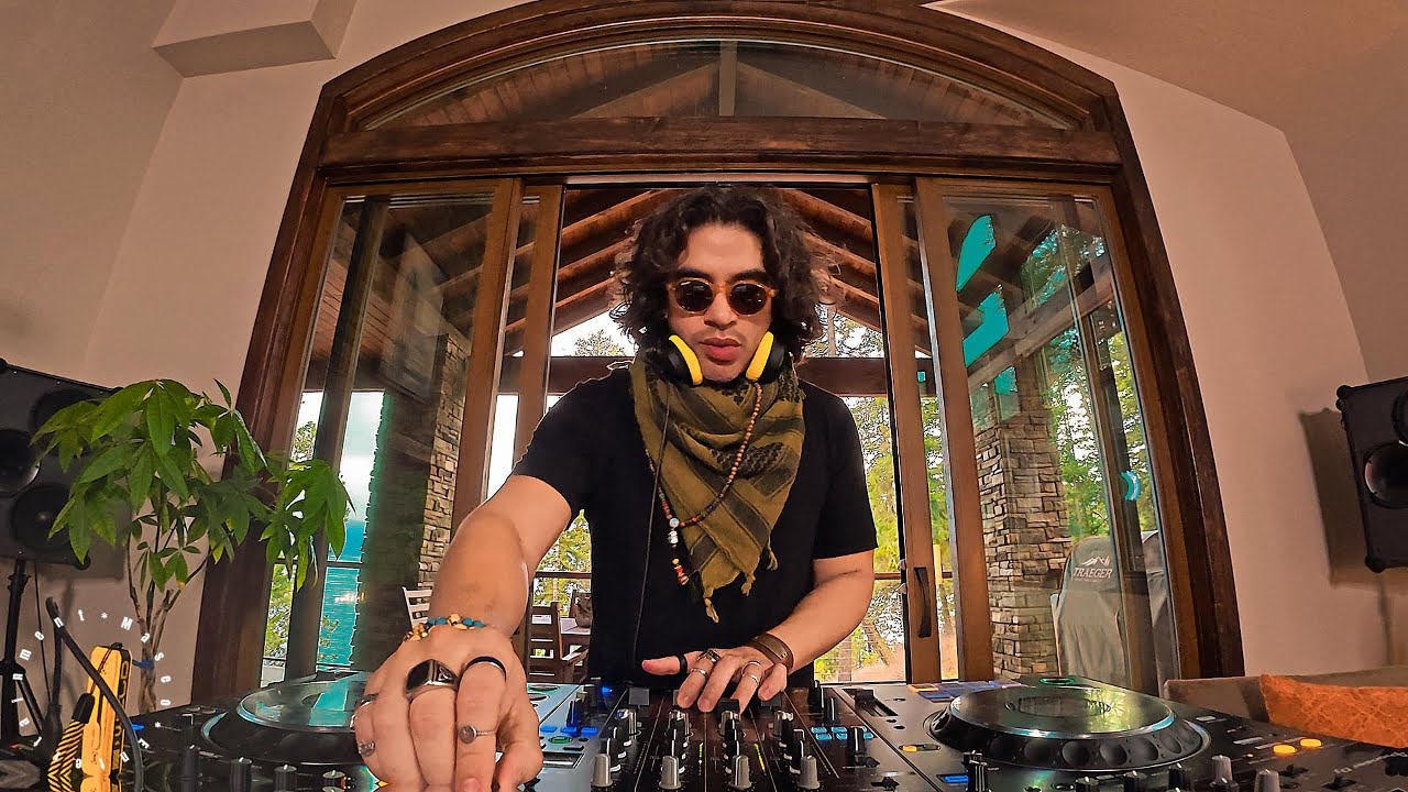 Soda Stereo Tribute | Melodic House | Dj Set Mixed by Astro Waar - YouTube