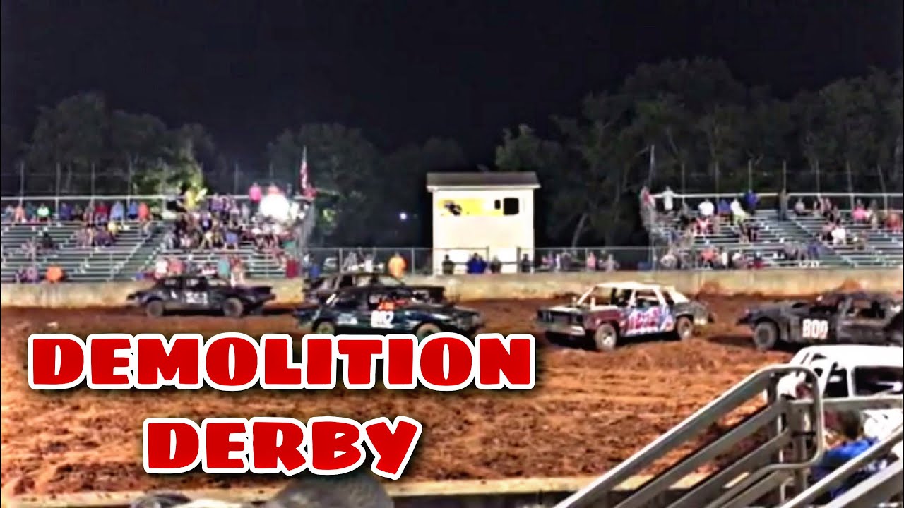 DEMOLITION DERBY|Boo and Bailey - YouTube