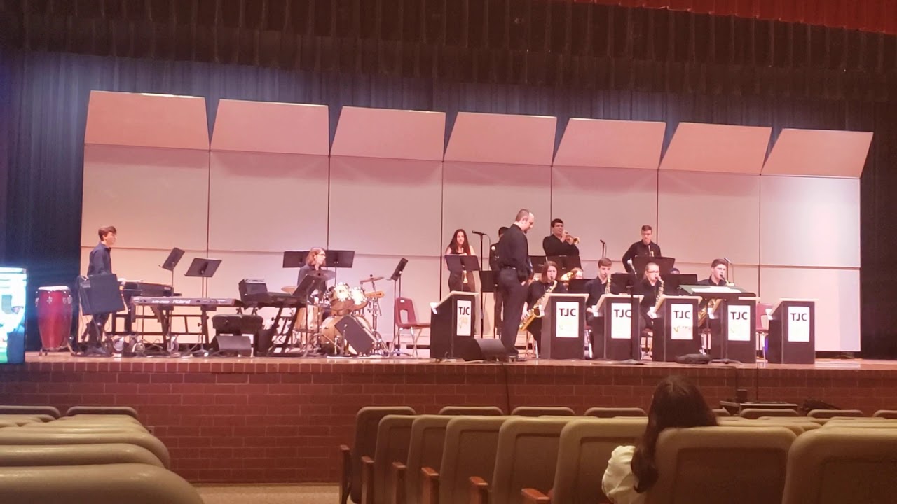 Beckville Jazz band tjc jazz festival(1) - YouTube