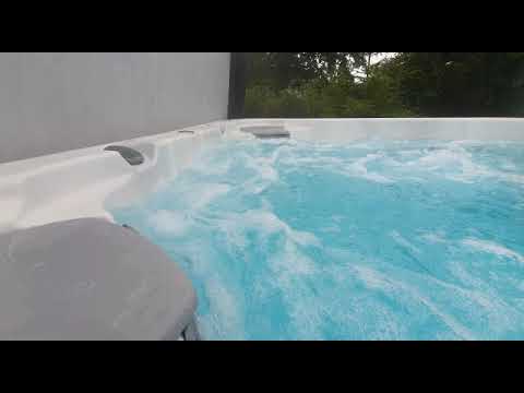 Wellis Danube W-Flow Swim Spa - YouTube