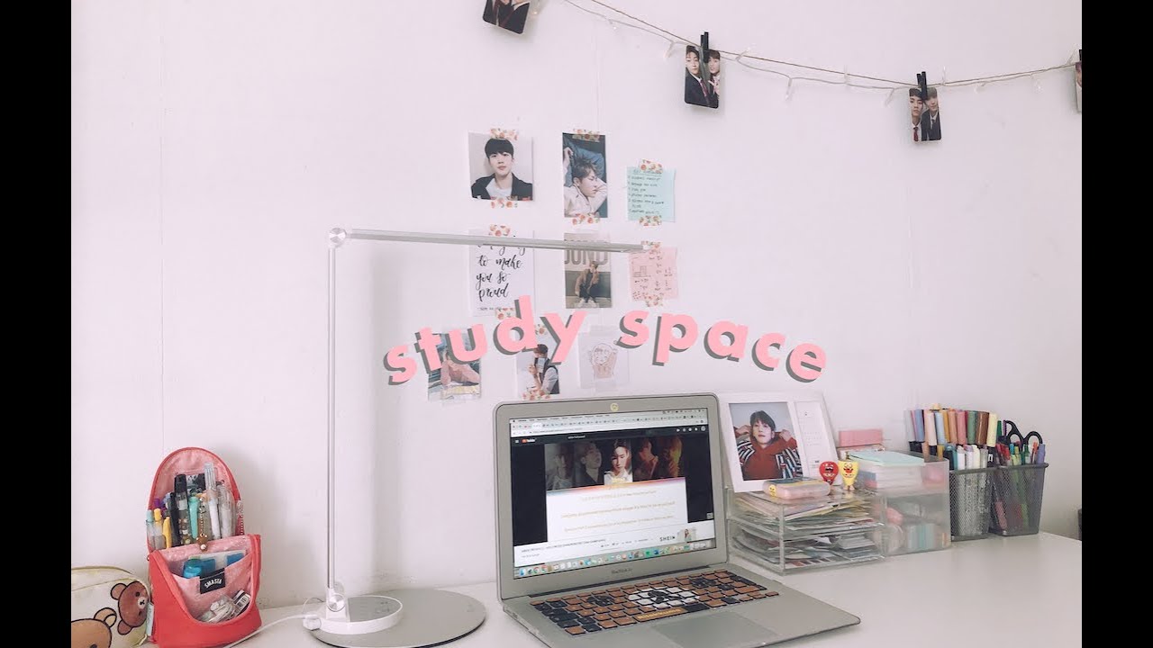 reorganizing my study desk! - YouTube