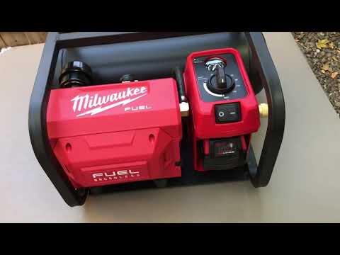 M18 FUEL 18-Volt Lithium-Ion Brushless Cordless 2 Gal. Electric Compact ...