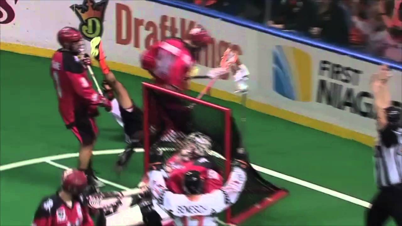 NLL: Dhane Smith dodges with the stutter step and scores game-winner ...