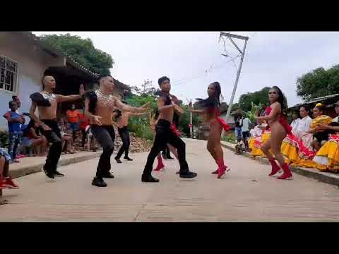 funmestiizaje concurso de peinados kadiz - YouTube