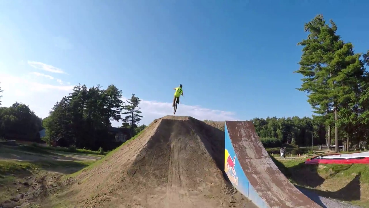 Slopestyle Course at Highland on Hard Tails - YouTube