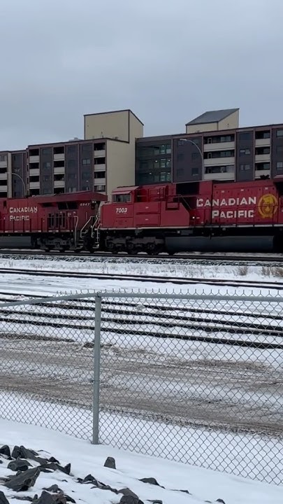 CP 8947 west CPKC 113 at Port Arthur - YouTube