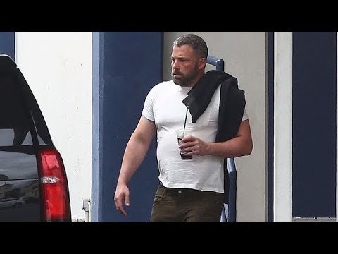 EXCLUSIVE - Ben Affleck's Back At Warner Bros! - YouTube