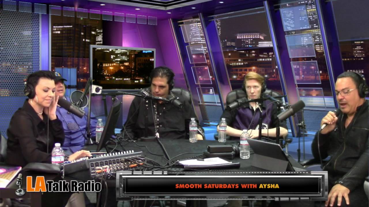 Darryl Walker performs Here We Are on Smooth Saturdays with Aysha - YouTube