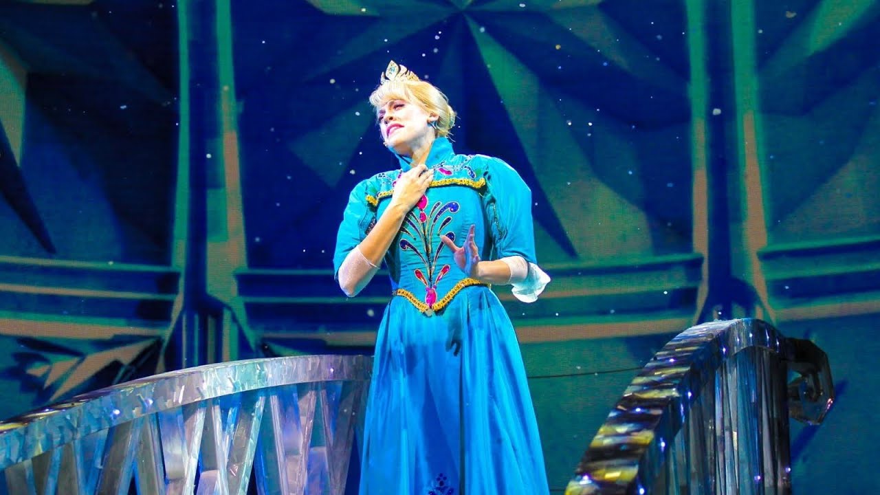 ELSA QUICKCHANGE COMPILATION PART 8 - Frozen: Live at the Hyperion ...