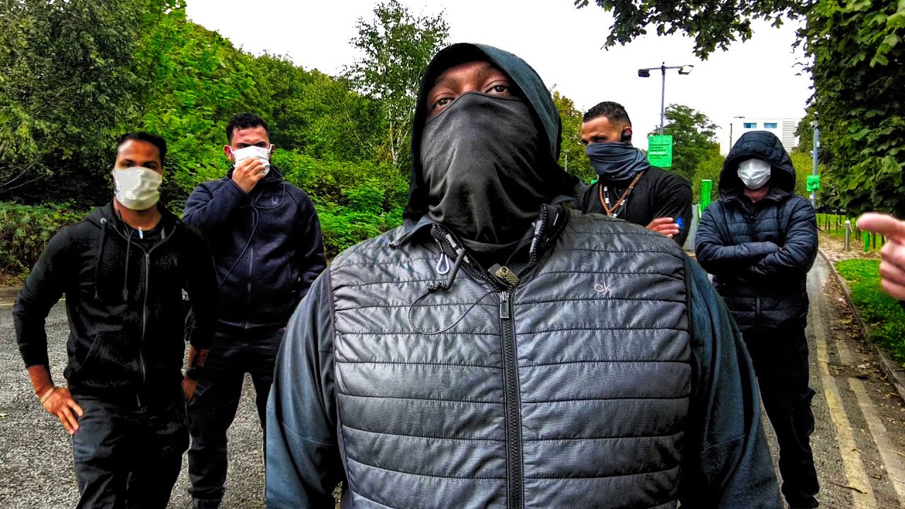 SURROUNDED BY BALACLAVA NO SIA GANG OF SECURITY!!!! - Holiday Inn ...