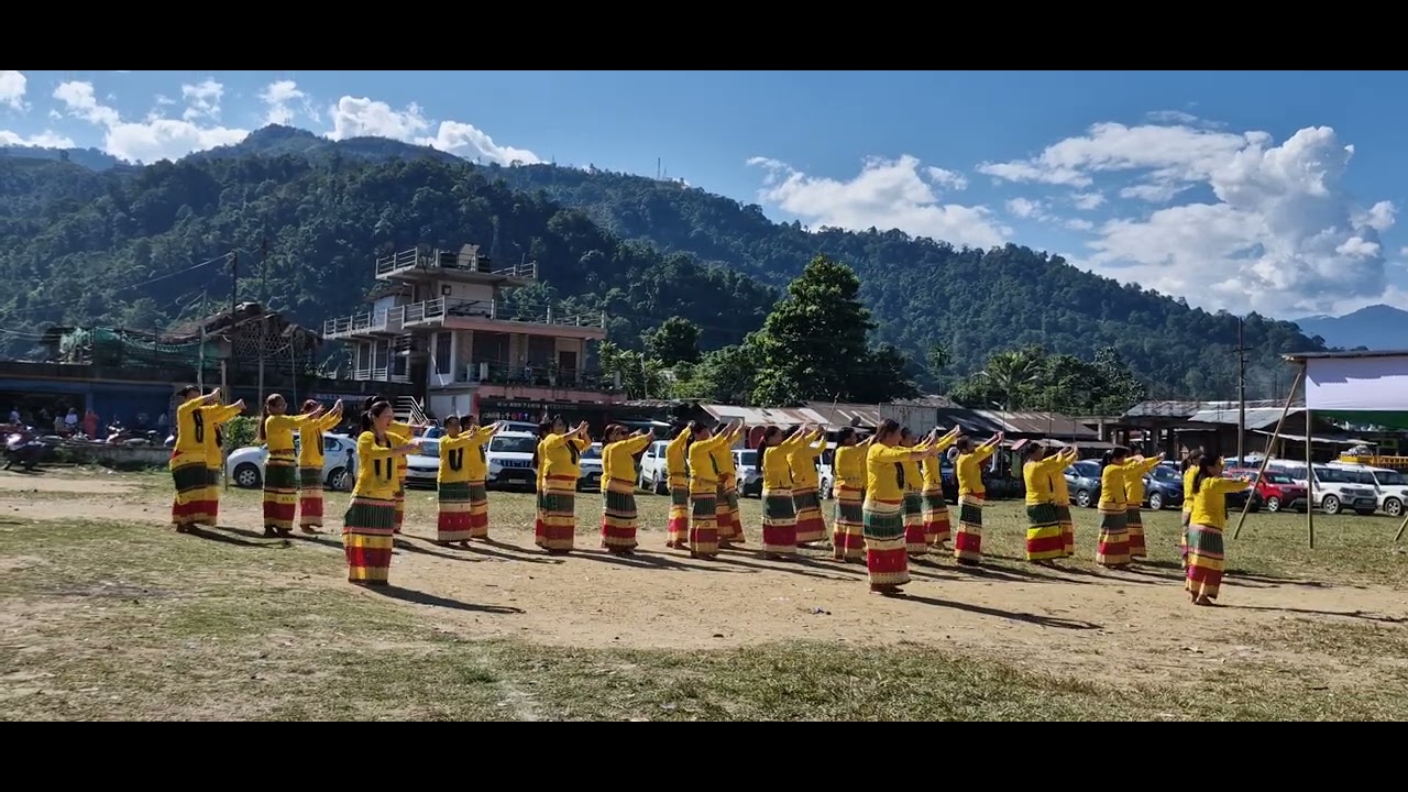 Group dance performed by Dumpo/ Dapo Karga Dune on 17th Karga ...